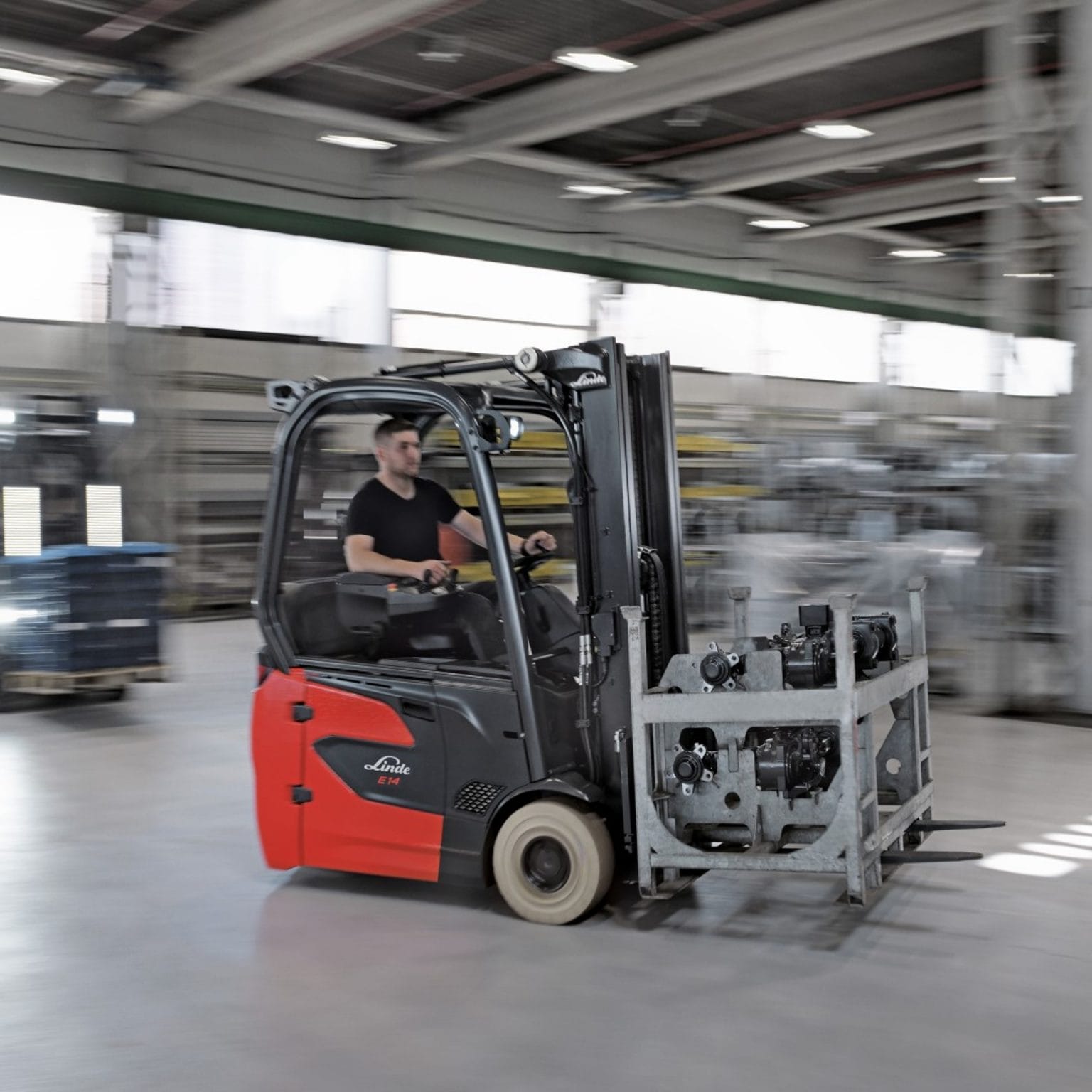 Maximale Leistung für Ihre Intralogistik mit den Linde NEUHEITEN 2025 - NEOTECHNIK Fördersysteme